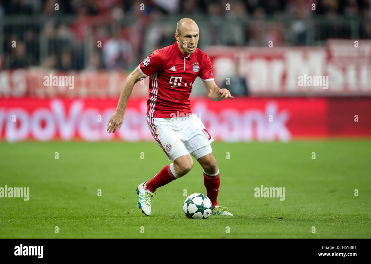 Arjen robben psv hi-res stock photography and images - Alamy