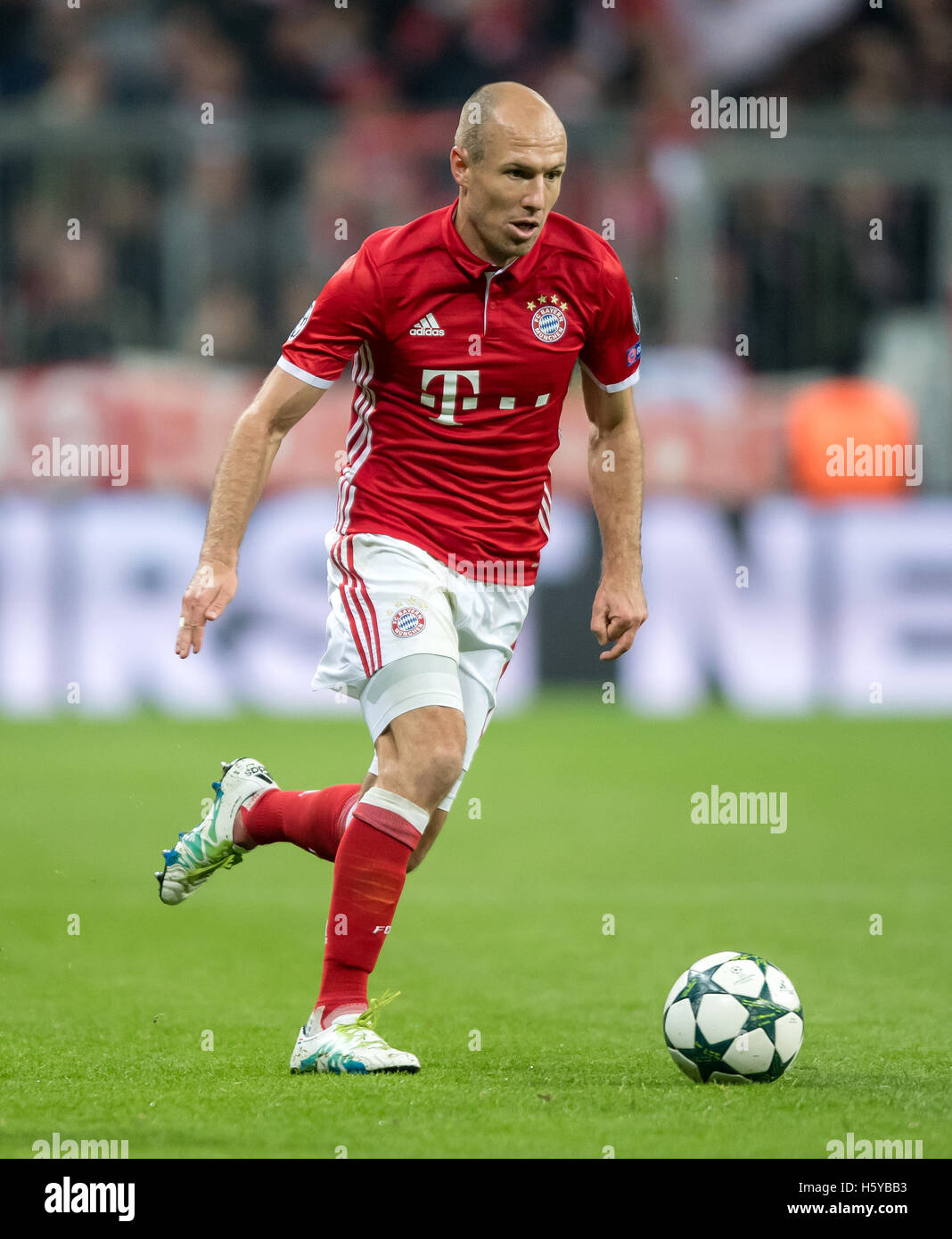 Munich's Arjen Robben in action during the UEFA Champions League soccer ...