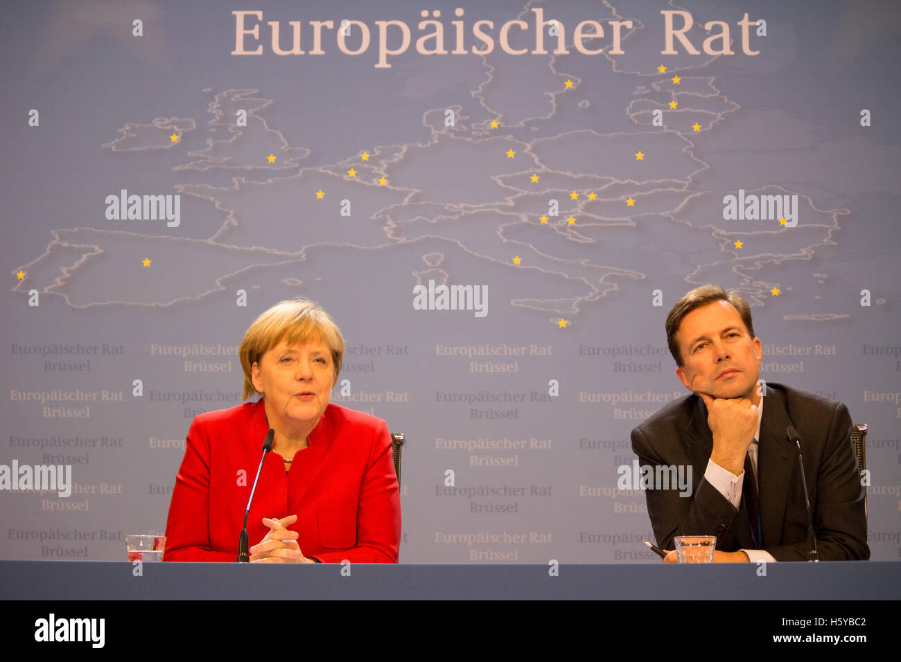 Angela paul hi-res stock photography and images - Alamy