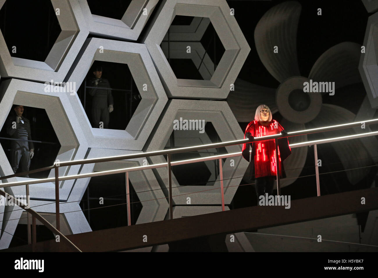 Jennifer wilson hi-res stock photography and images - Alamy