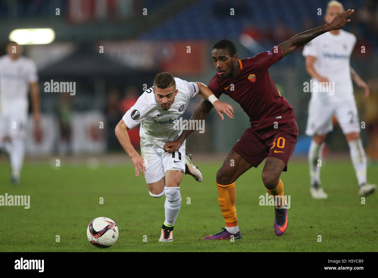 Roma fans in olympic stadium rome hi-res stock photography and images ...