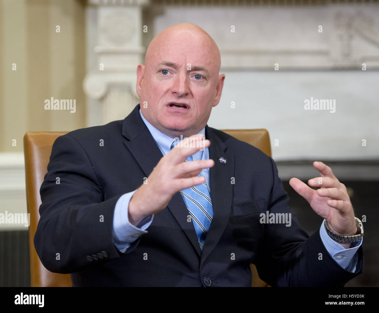 Astronaut commander scott kelly hi-res stock photography and images - Alamy