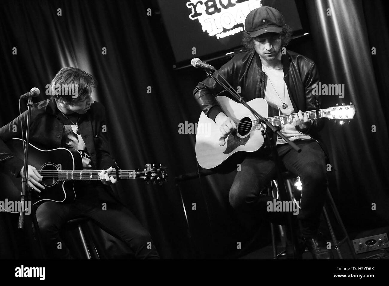Catfish and the bottlemen live Black and White Stock Photos & Images ...