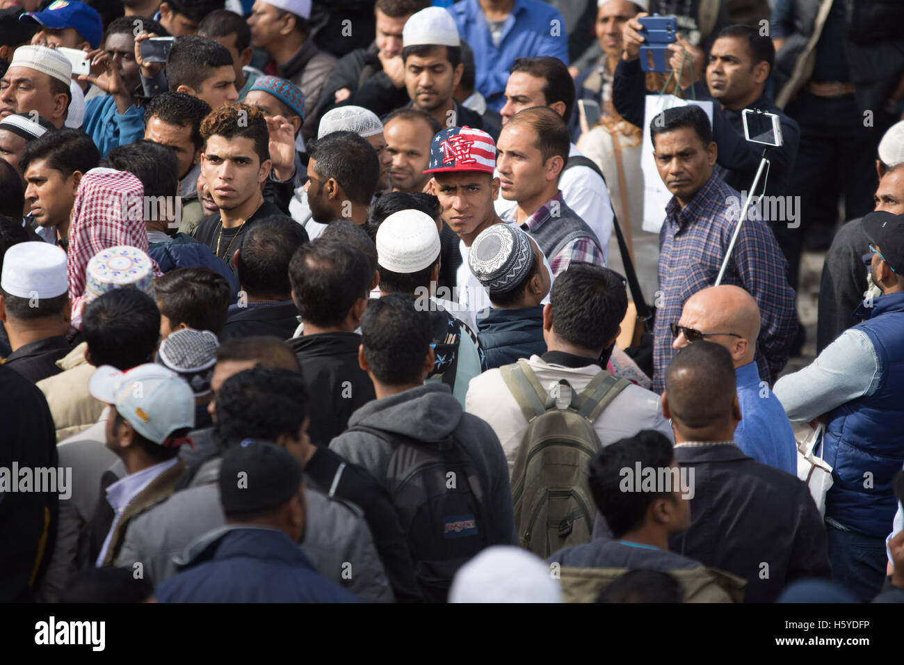 Rome, Italy. 21st Oct, 2016. Muslims attend Friday prayers during a ...