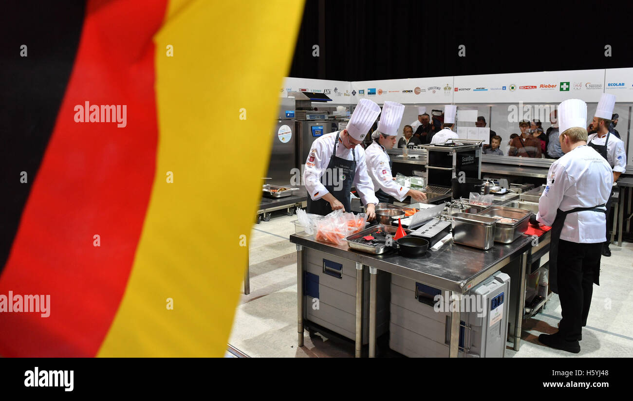 Erfurt, Germany. 22nd Oct, 2016. The chefs of the German national team ...