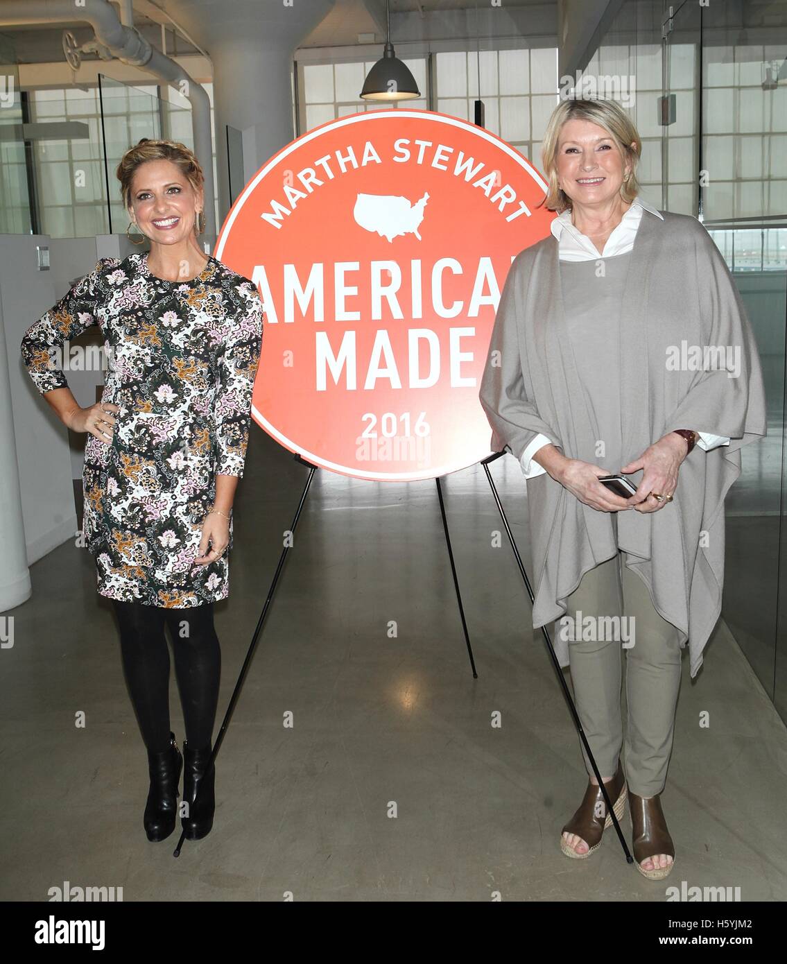 New York, NY, USA. 22nd Oct, 2016. Sarah Michelle Gellar and lMartha ...