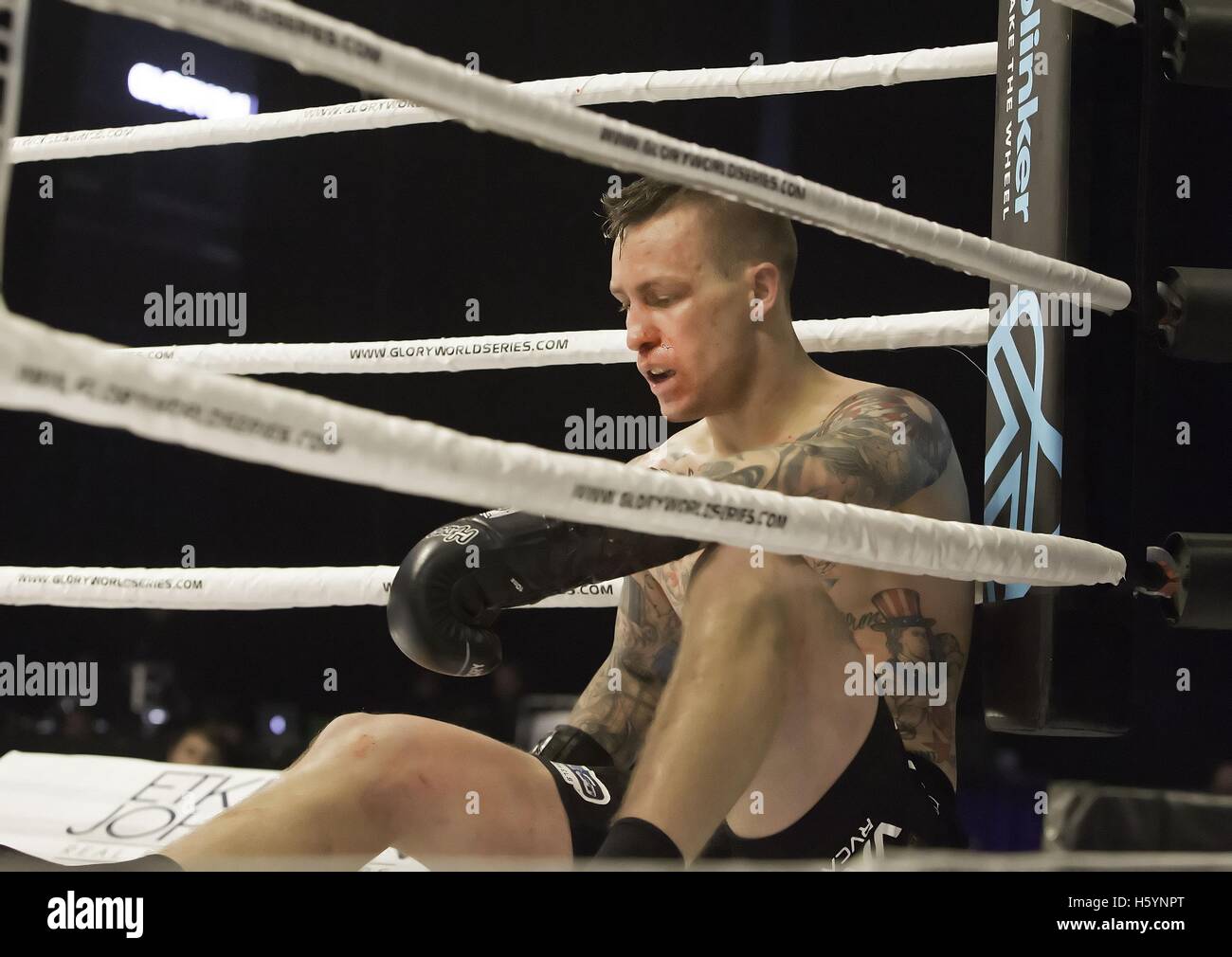 Glory kickboxing hi-res stock photography and images - Alamy