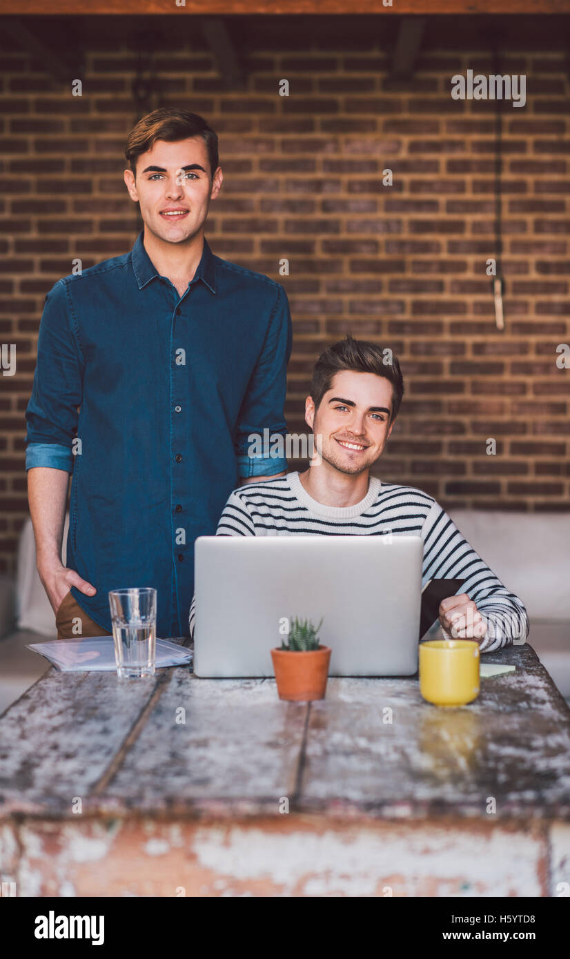 We always find time to get online Stock Photo - Alamy