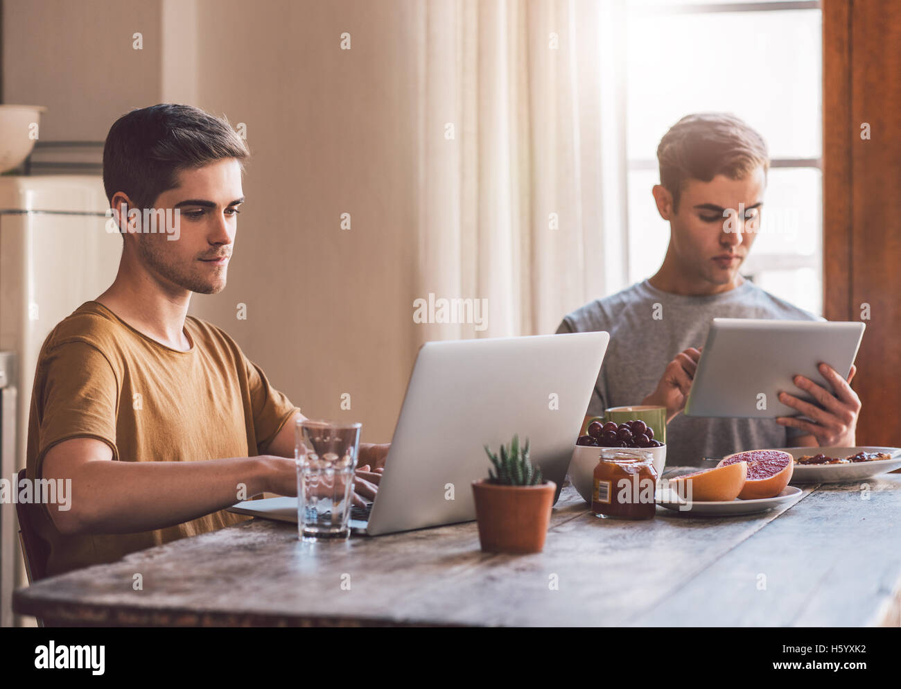 Distractions hi-res stock photography and images - Alamy