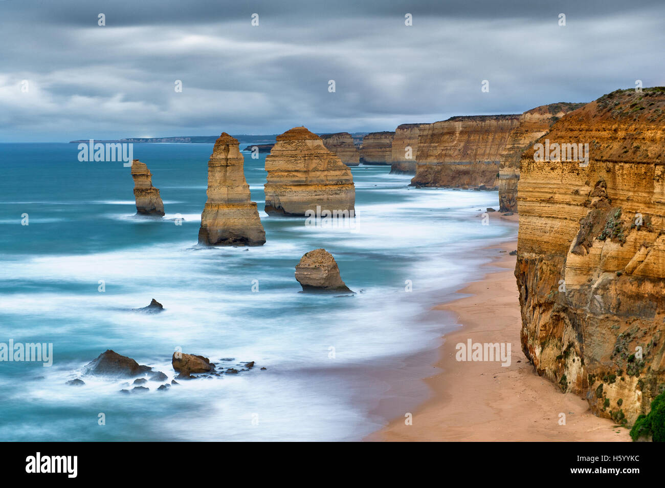 Twelve apostles rock hi-res stock photography and images - Alamy