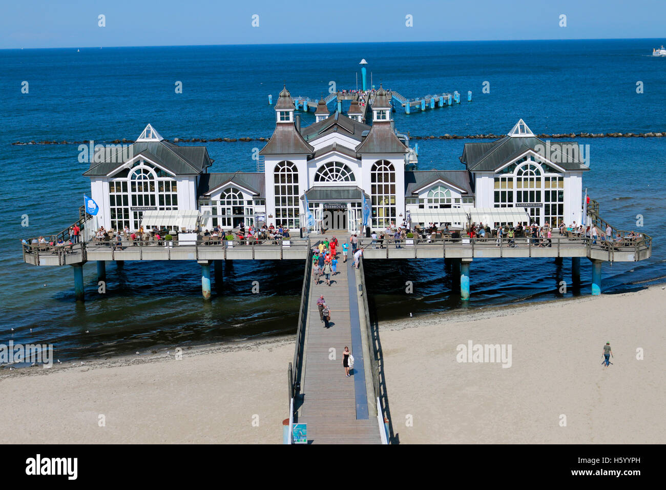 Seebruecke Sellin, Sellin, Ruegen Stock Photo - Alamy