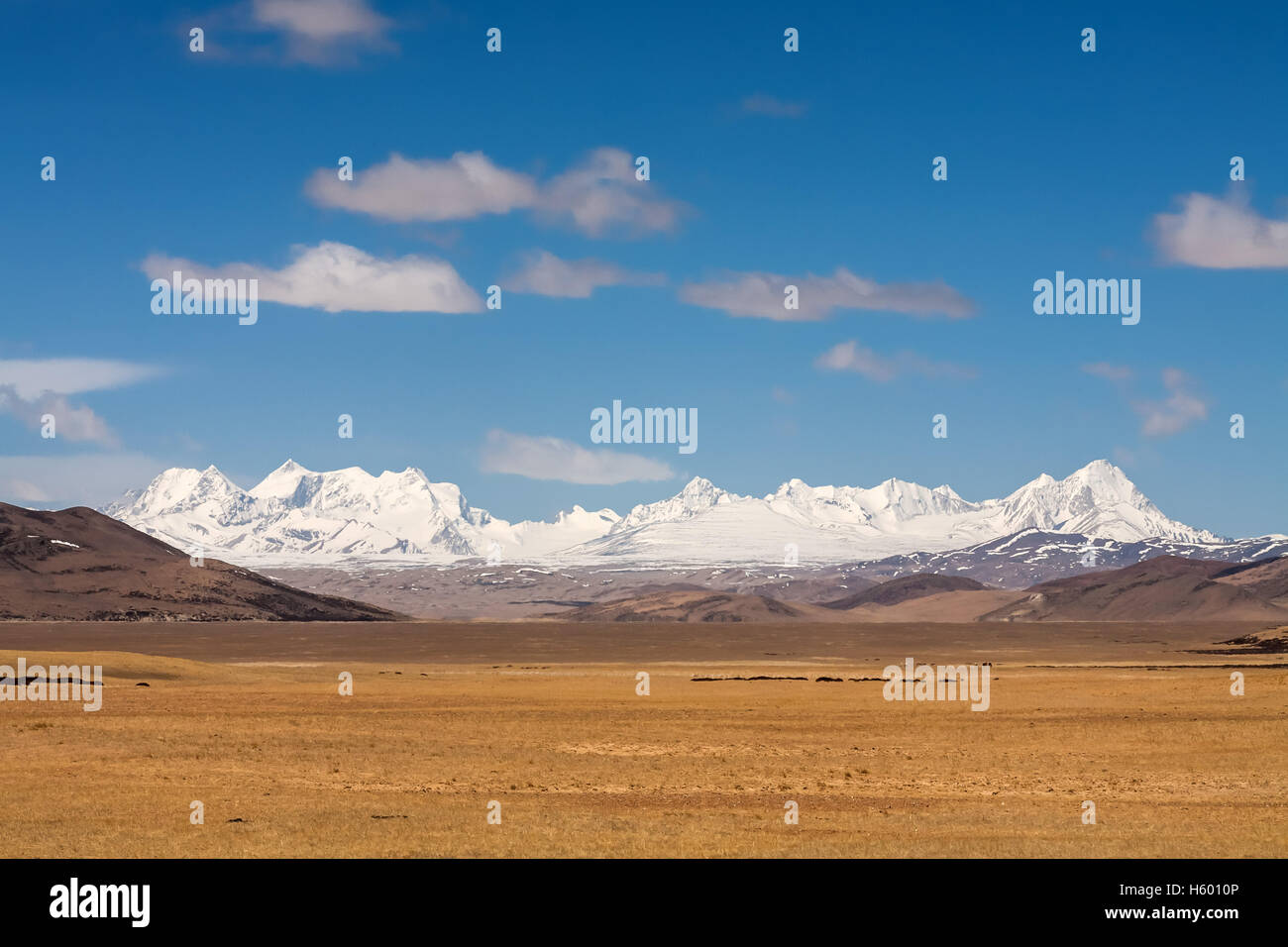 Tibetan landscape. Tibet, China Stock Photo - Alamy