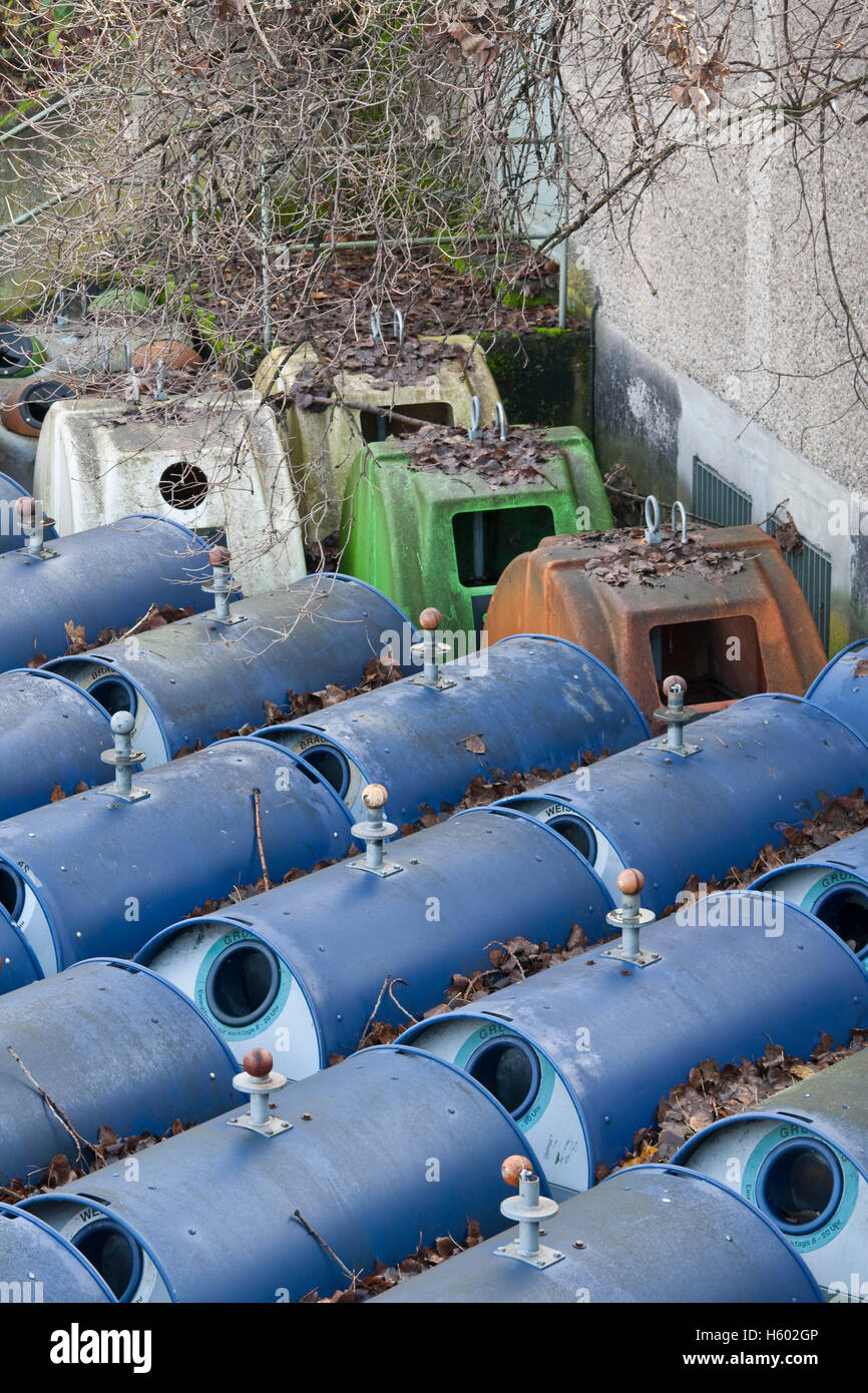 Discarded glass containers, recycling, Stuttgart, Baden-Wuerttemberg ...