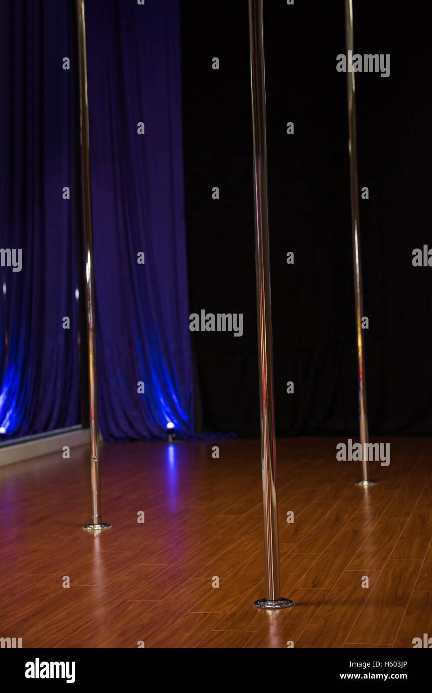 Interior of modern dancing studio Stock Photo - Alamy