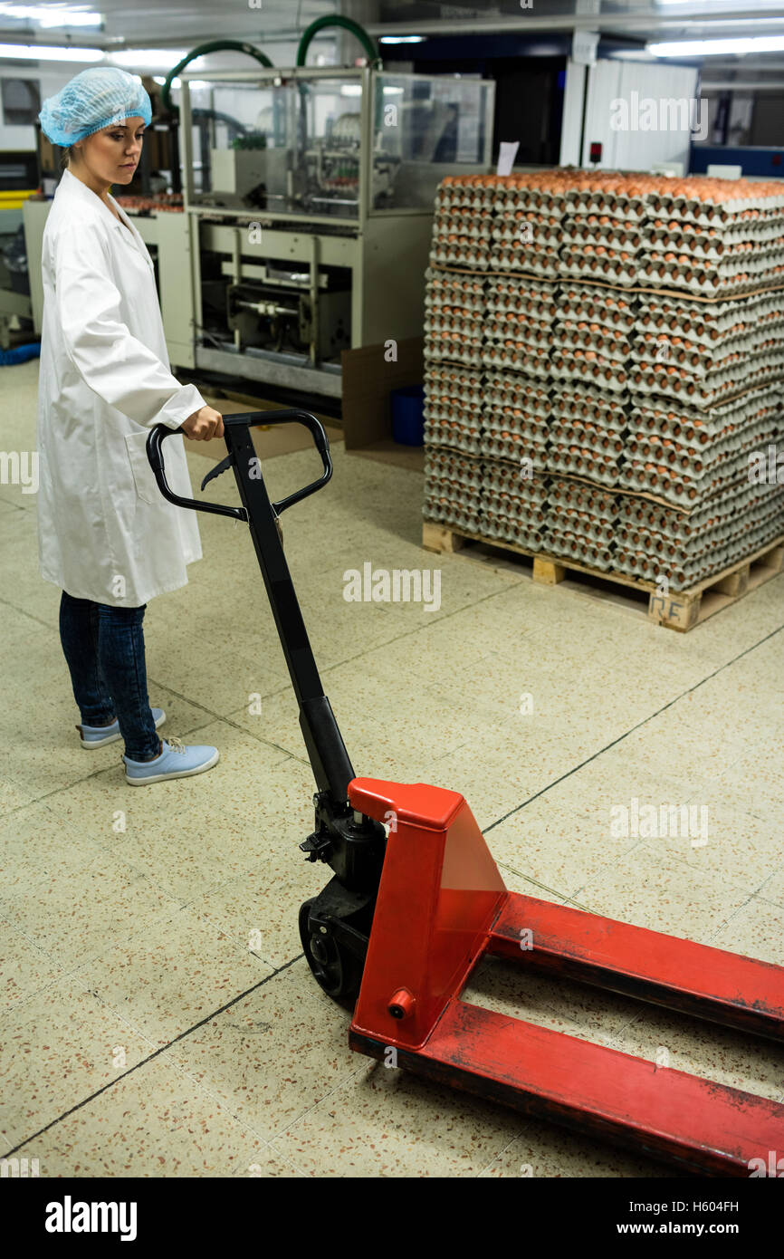 Pallet jack hi-res stock photography and images - Alamy
