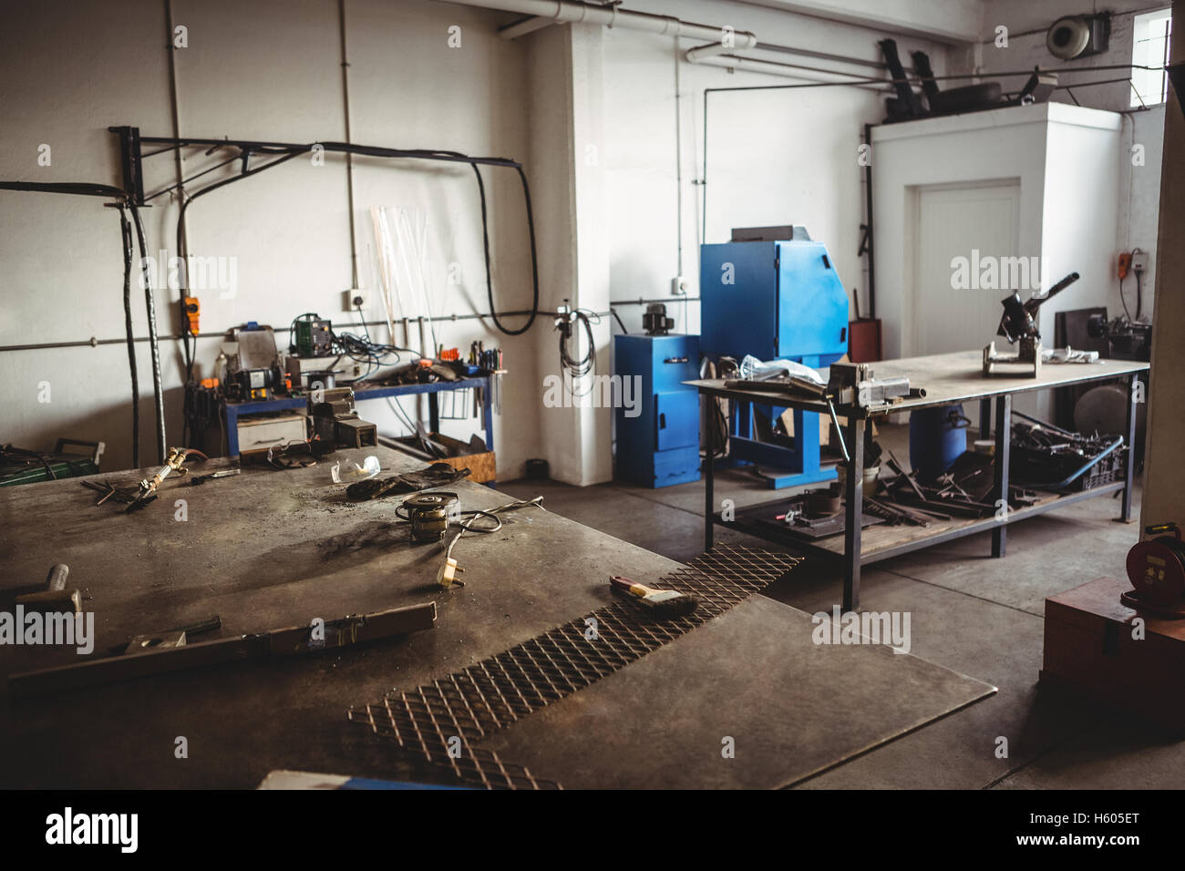 View workshop hi-res stock photography and images - Alamy