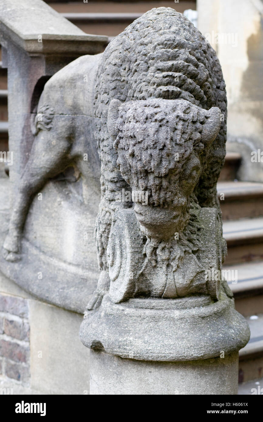 Stone sculpture, Bison Stock Photo - Alamy