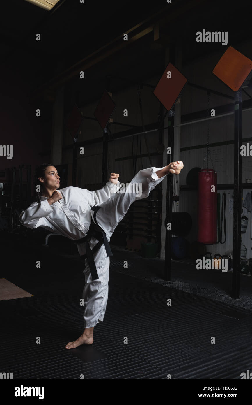 Karate woman kick hi-res stock photography and images - Alamy