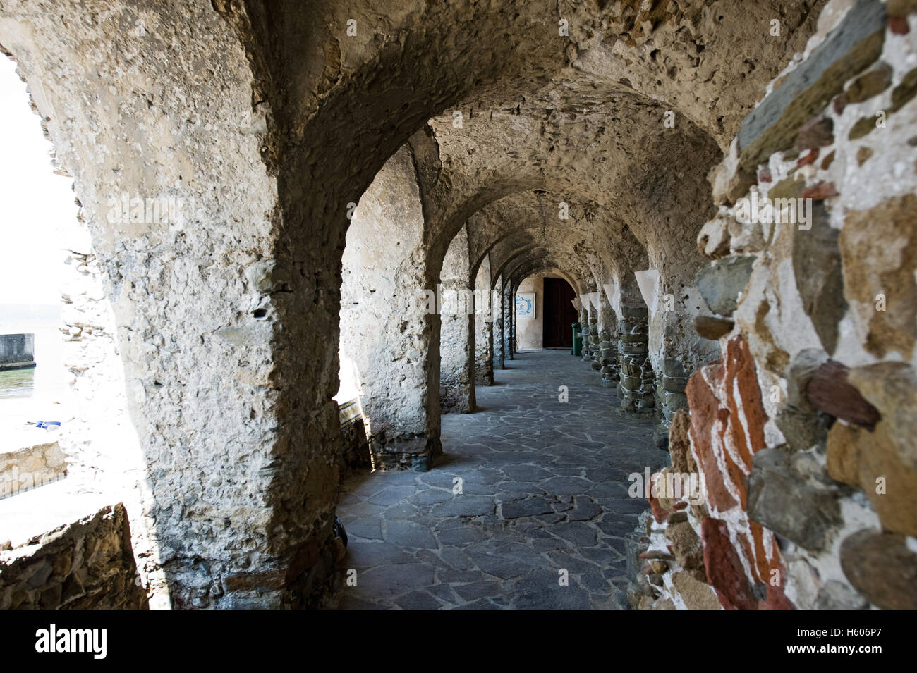 archi e volte Stock Photo - Alamy