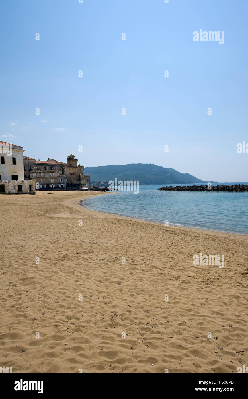 golden beach of Santa Maria di Castellabate Stock Photo - Alamy