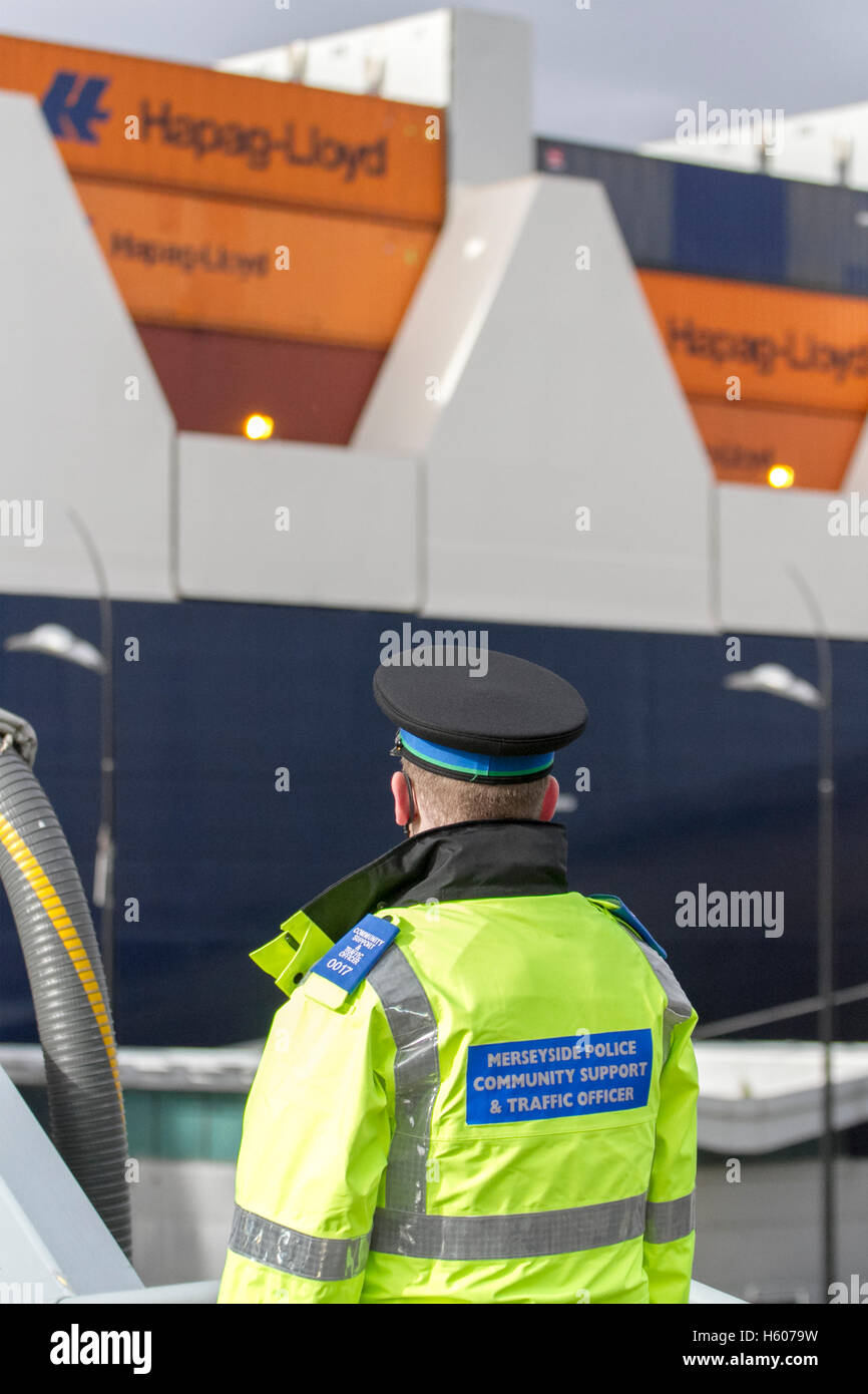 police force officer service policeman pc wpc cop copper law ...