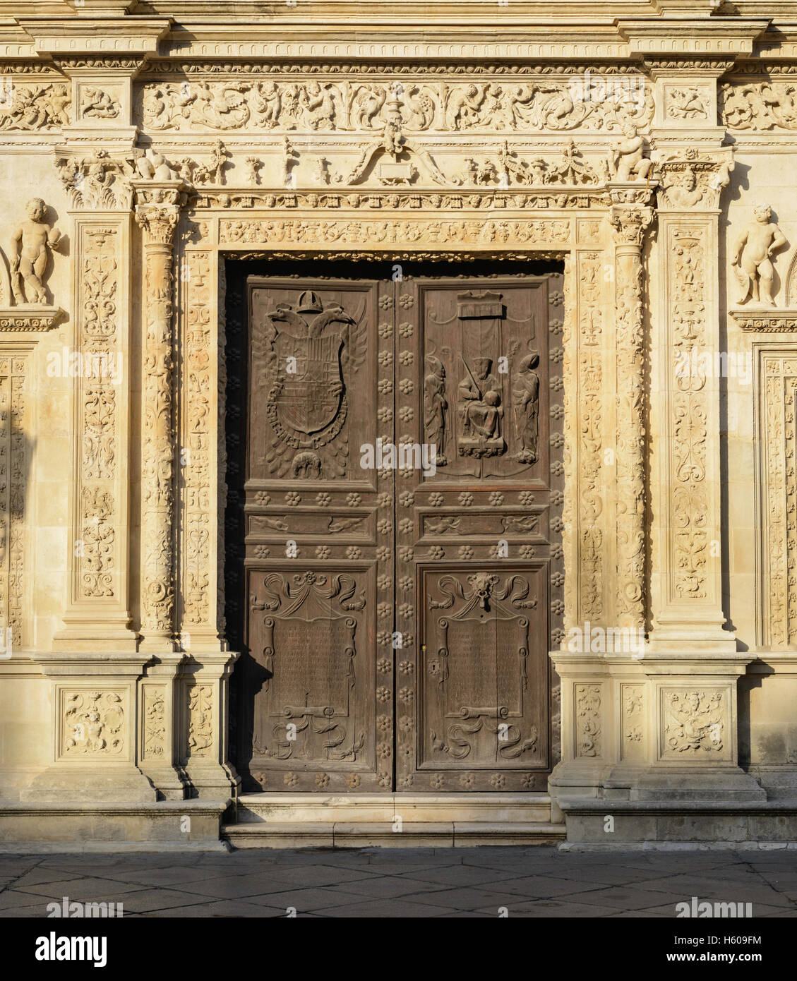 Plateresque architecture hi-res stock photography and images - Alamy