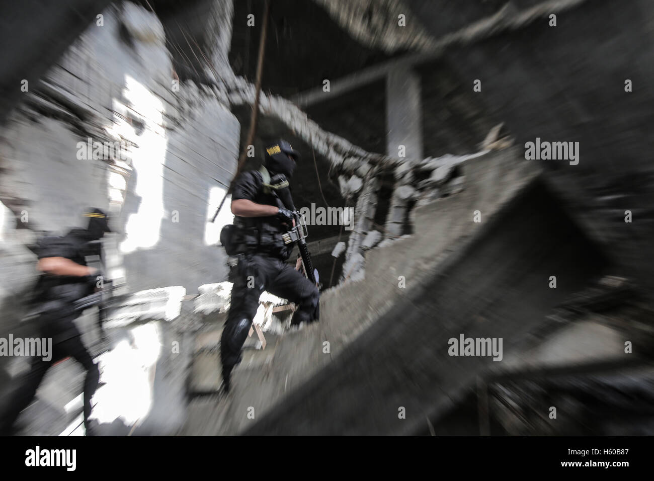Gaza. 21st Oct, 2016. Members of Palestinian Islamic Jihad (PIJ ...