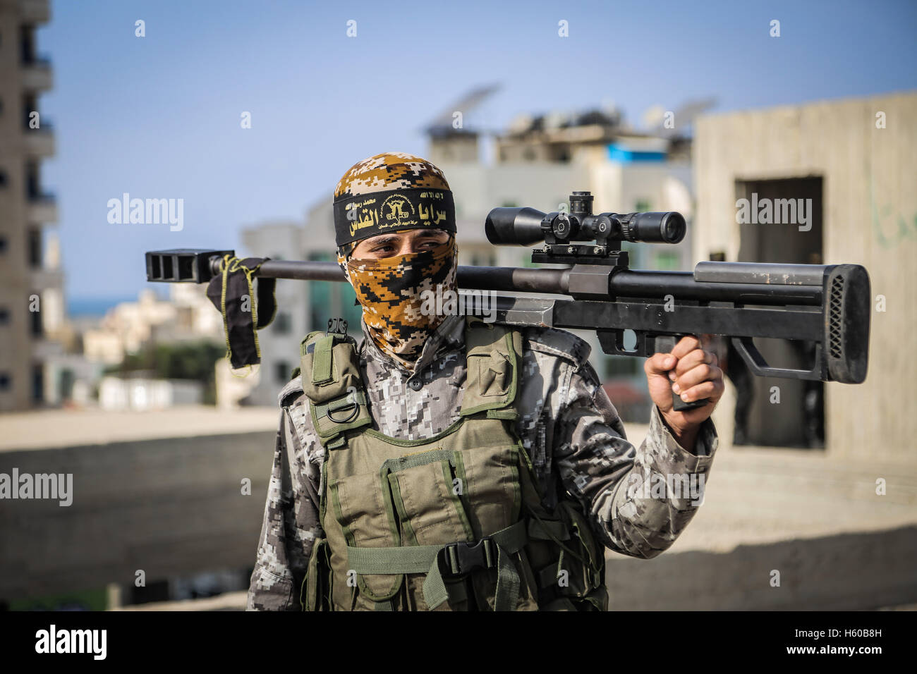 Gaza. 21st Oct, 2016. Members of Palestinian Islamic Jihad (PIJ ...
