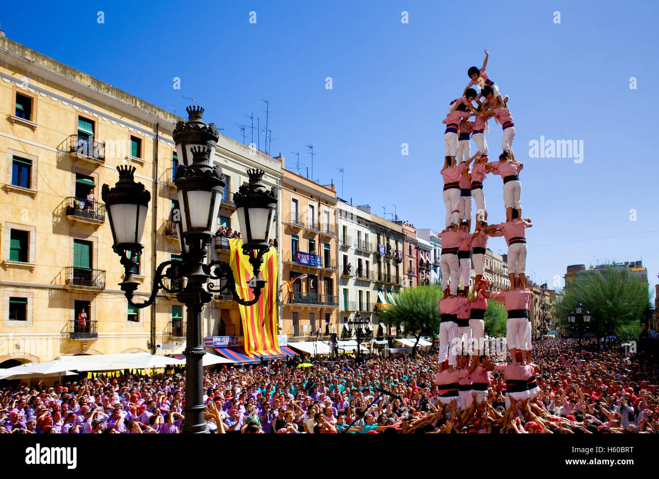 Xiquets de Tarragona.'Castellers' building human tower, a Catalan ...