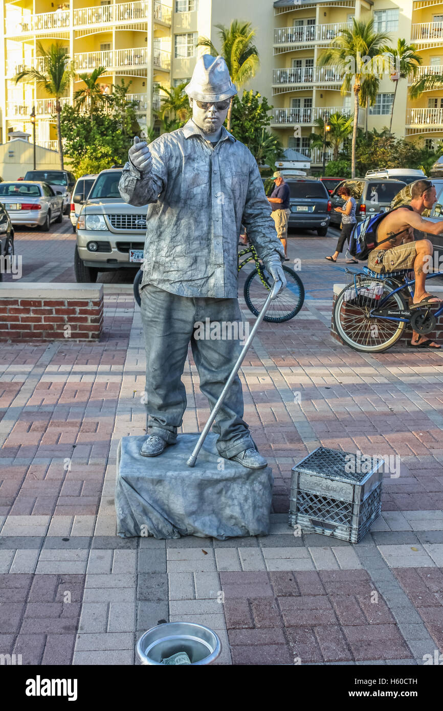 Street artist performs Stock Photo - Alamy
