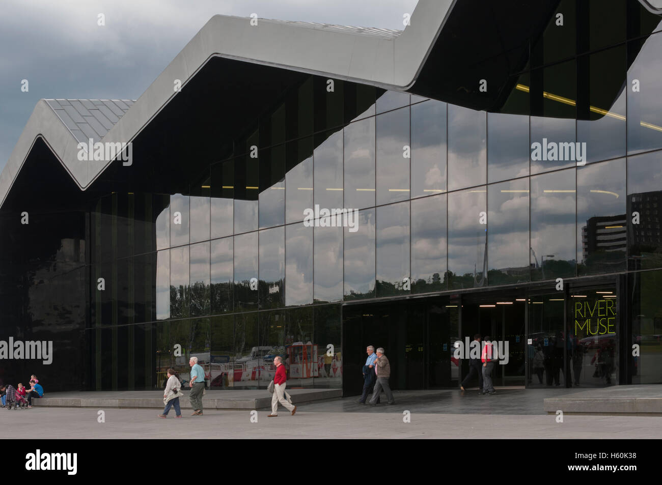 Glasgow Riverside Museum by Zaha Hadid Architects: Phillip Roberts ...