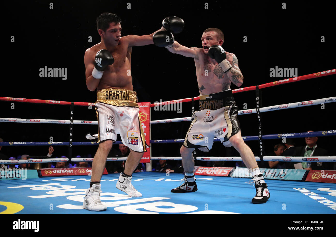 Sean Davis (right) and Paul Economides during the vacant WBC ...