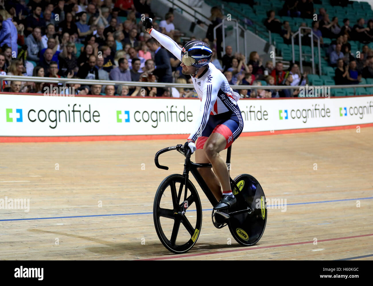 Great Britain's Callum Skinner celebrates victory in the Revolution ...