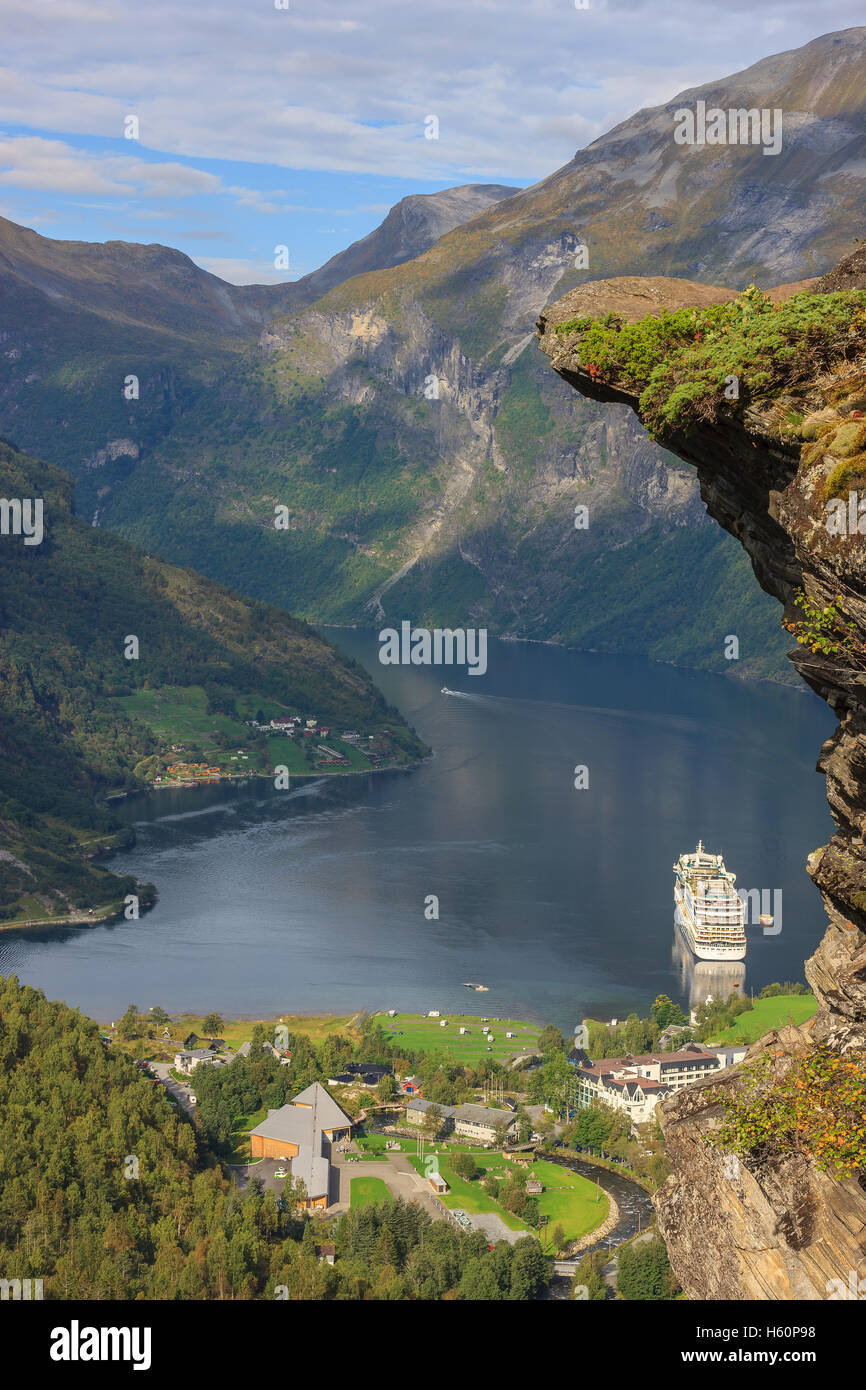 The view from Flydalsjuvet in to Geiranger and the Geirangerfjord ...