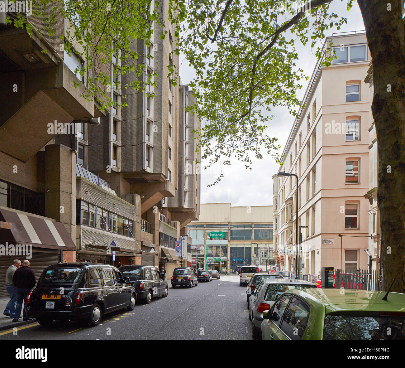 Tottenham london street hi-res stock photography and images - Alamy