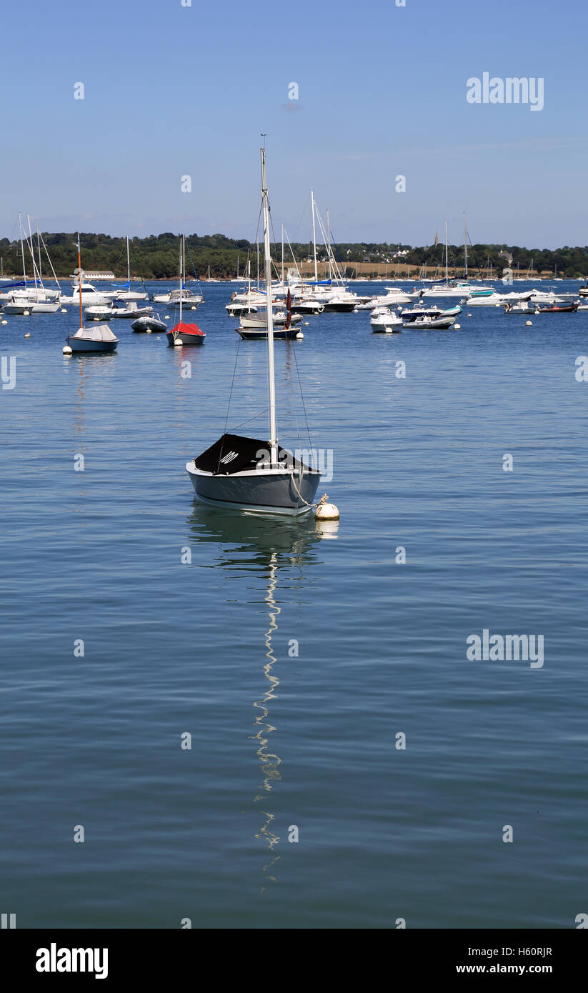 Moored boat at Marina, Rue Benoni Praud, Ile Aux Moines, Morbihan ...