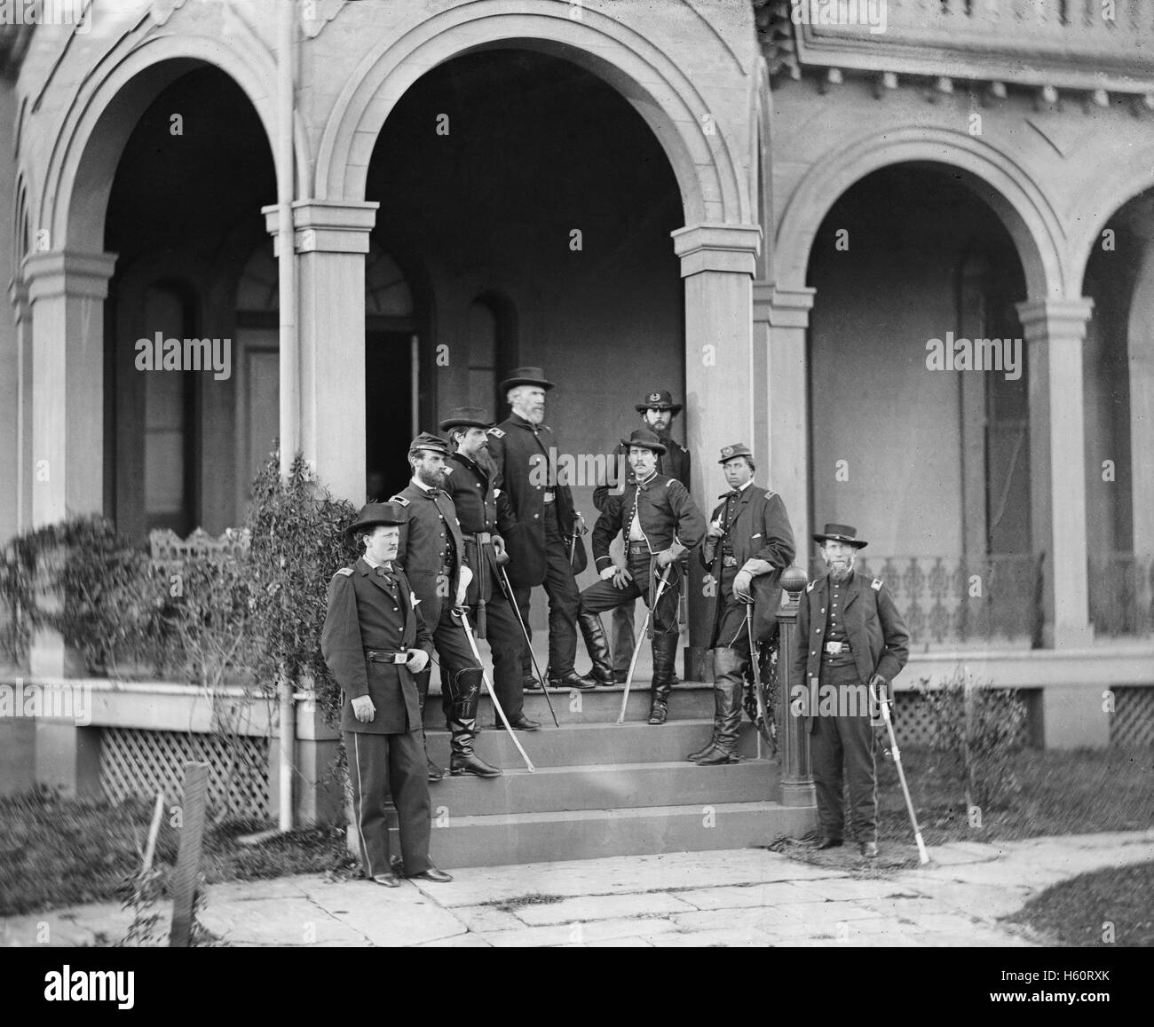 Civil war edwin v sumner and staff Black and White Stock Photos ...
