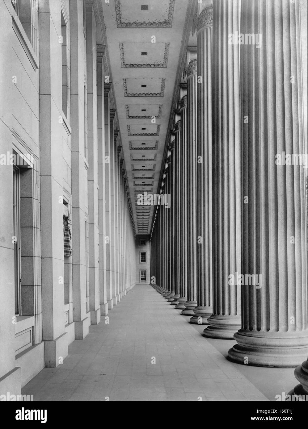 East Portico Colonnades, Treasury Building, Washington DC, USA ...