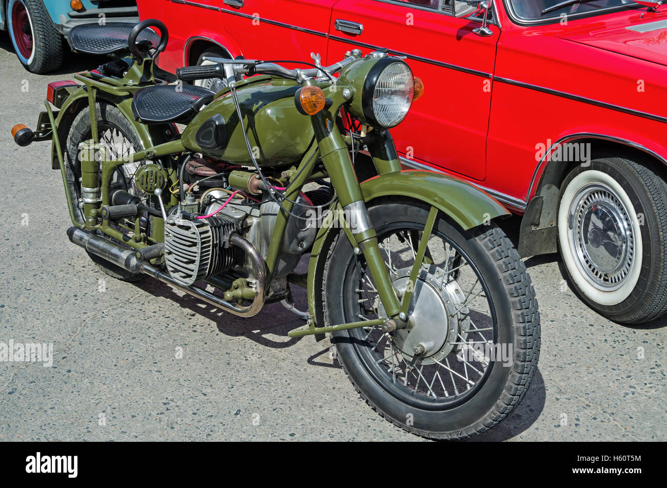Drive wheel two cylinder hi-res stock photography and images - Alamy