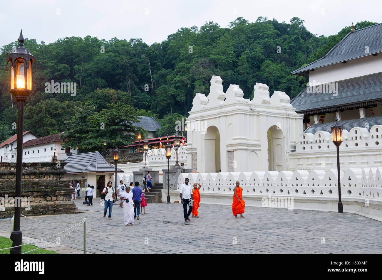 Temple of the Tooth, Kandy, Sri Lanka Stock Photo - Alamy