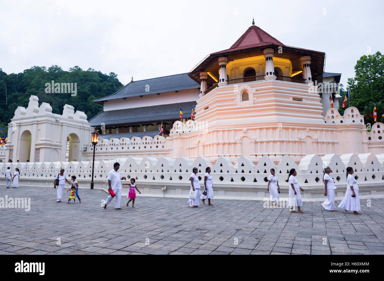 Temple of the Tooth, Kandy, Sri Lanka Stock Photo - Alamy