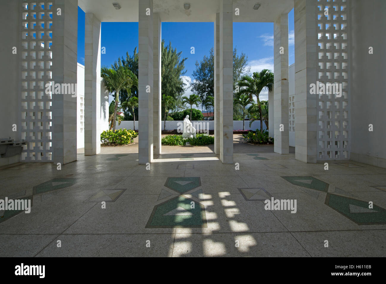 Laie Hawaii Mormon Temple Stock Photo - Alamy