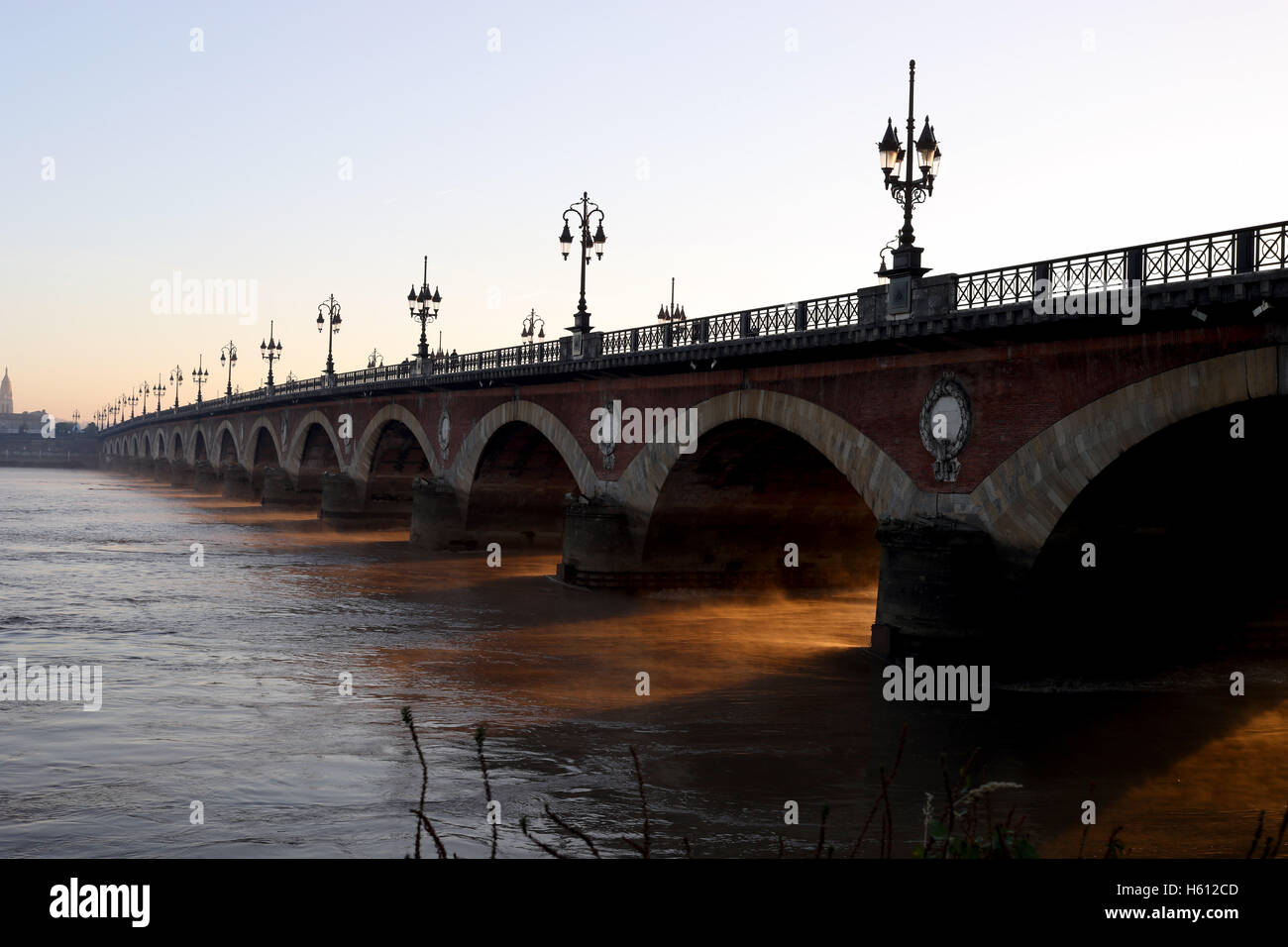 Garonne Stone Bridge Pont de Pierre Stock Photo - Alamy