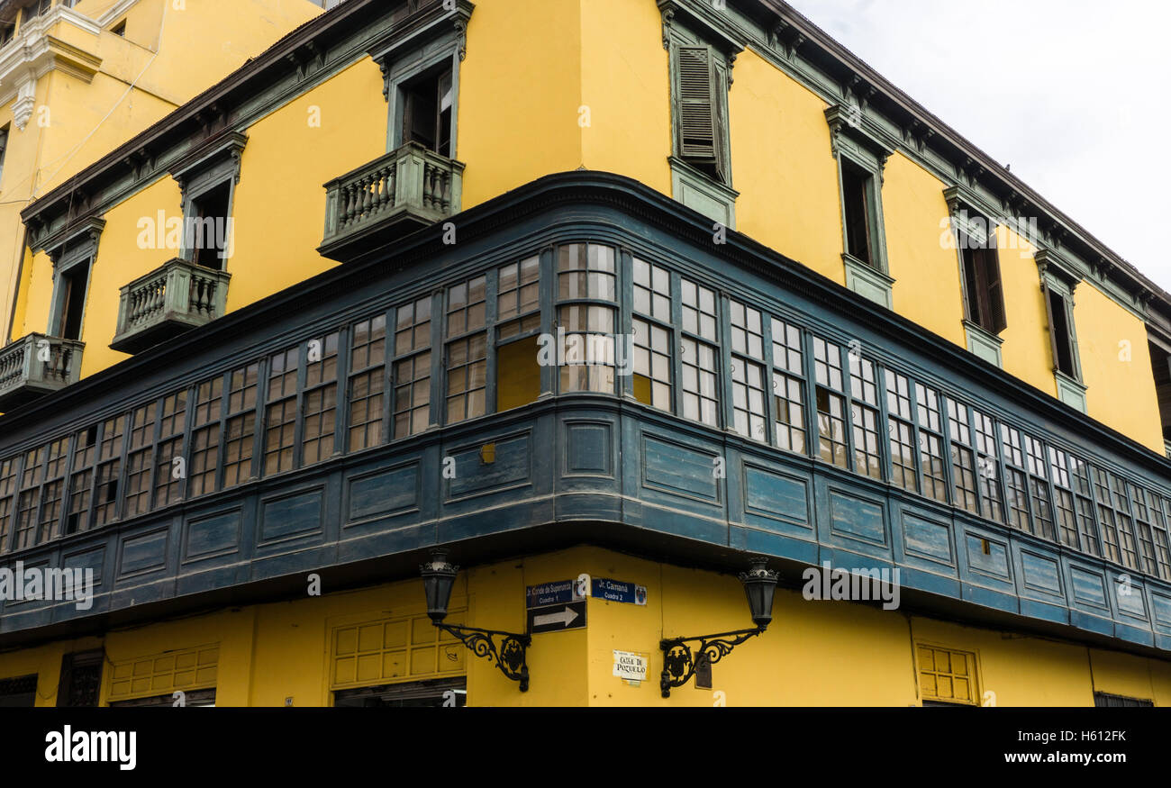 Colonial architecture in the city of Lima, Peru Stock Photo - Alamy