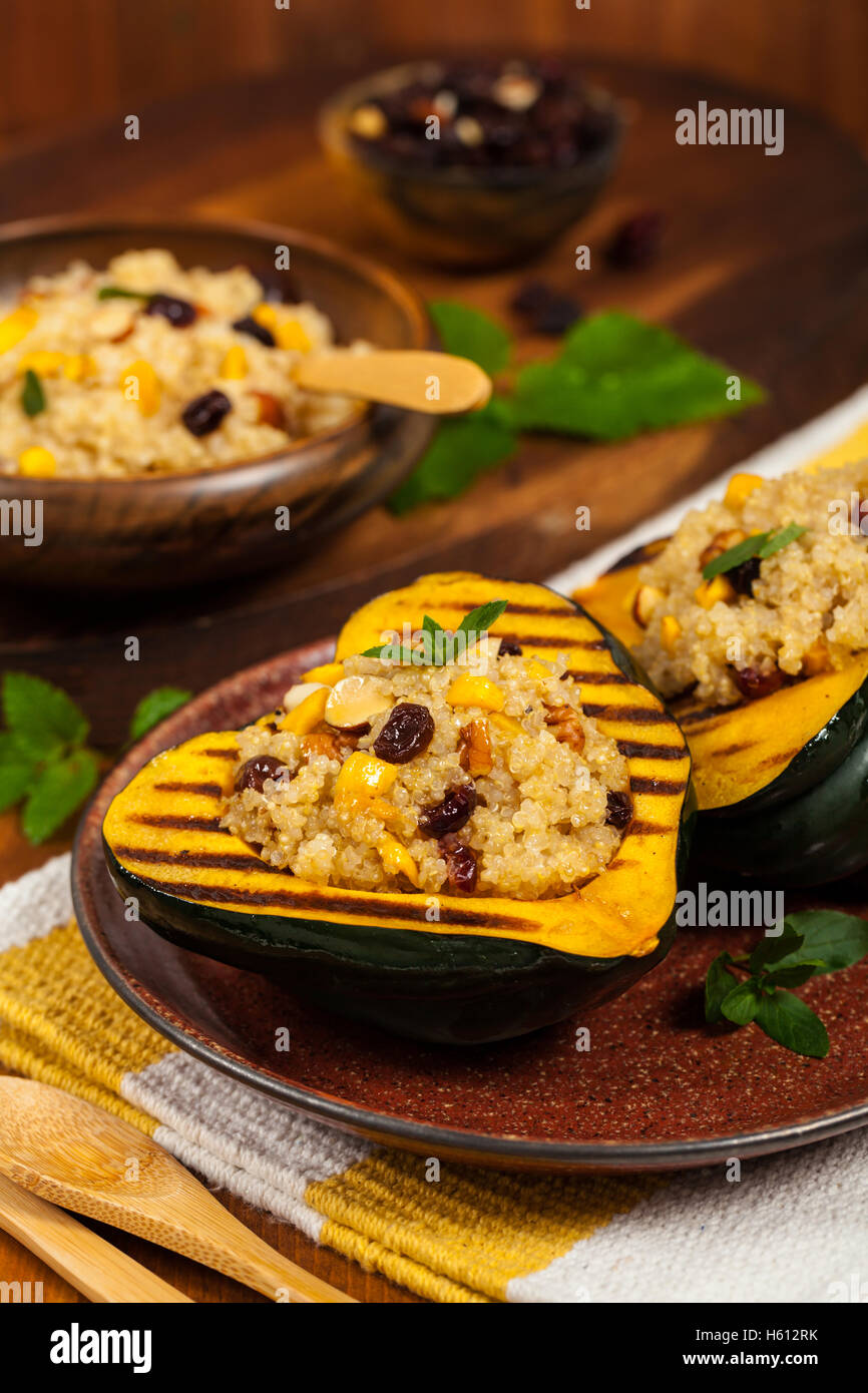Acorn squash stuffed baked hi-res stock photography and images - Alamy