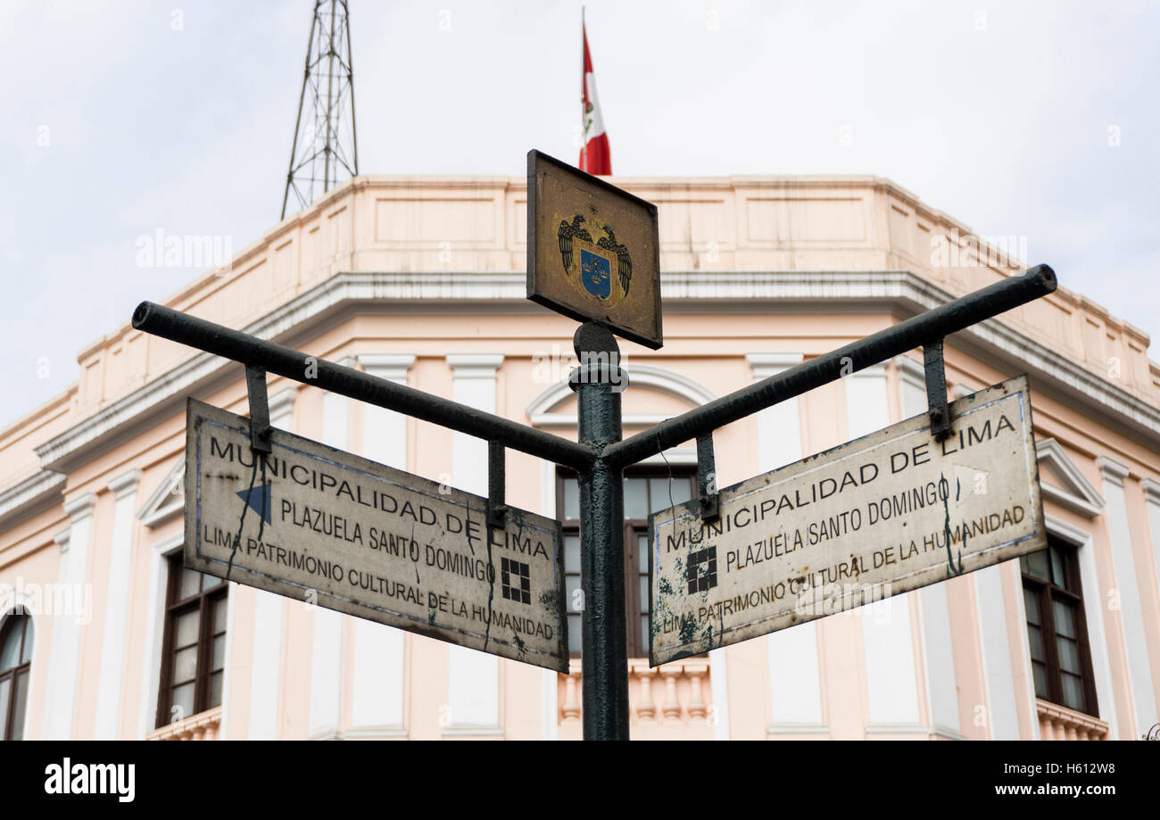 Colonial architecture in the city of Lima, Peru Stock Photo - Alamy