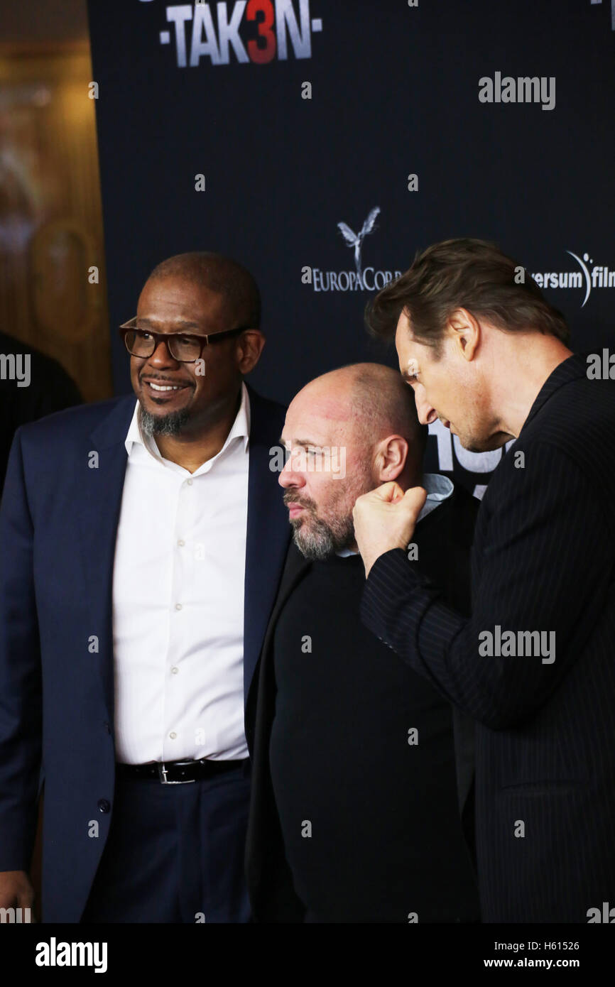 Oliver Megaton, Forest Whitaker and Liam Neeson at the film premiere of ...
