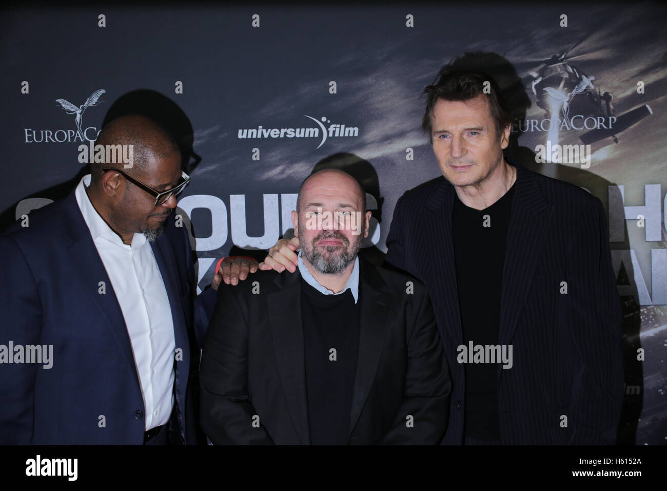 Oliver Megaton, Forest Whitaker and Liam Neeson at the film premiere of ...