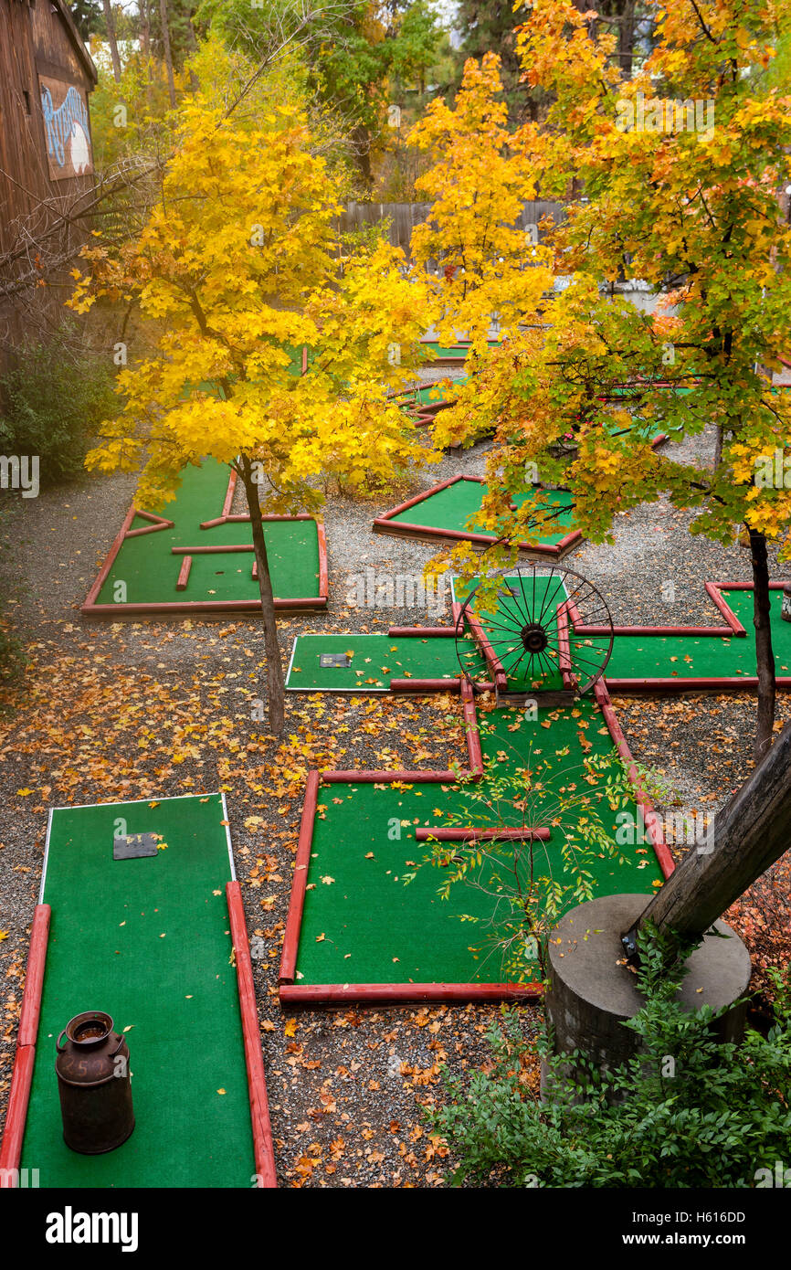 Putt putt hi-res stock photography and images - Alamy