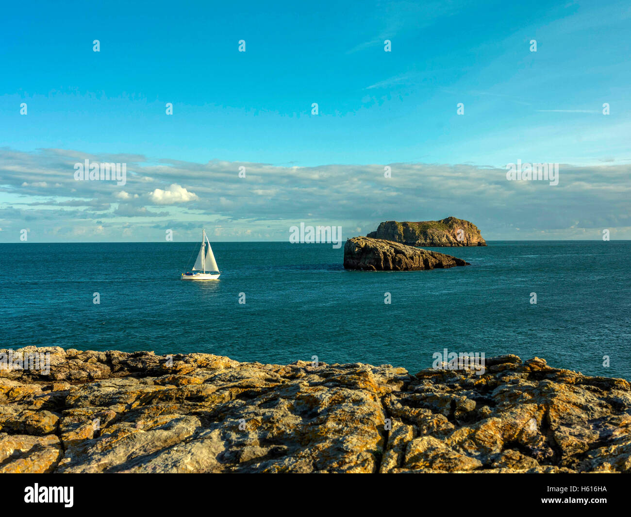 Beautiful Lyme Bay seascape depicting Hopes Nose coastal area and ...